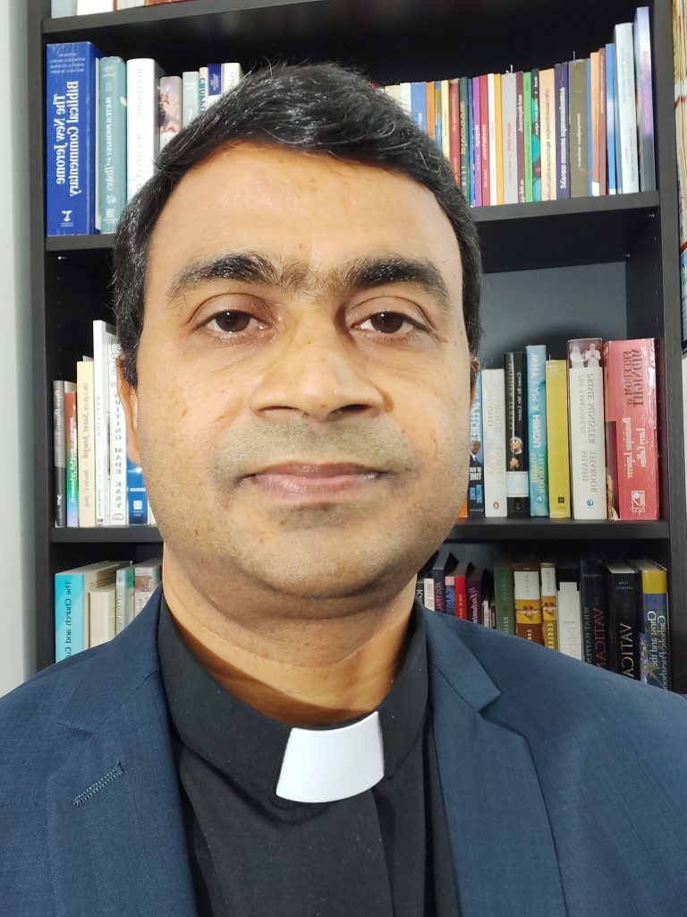 chaplain-photo - Syro Malabar Australia